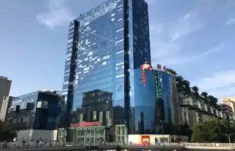 Saga Shopping Mall: Xian's Top Shopping & Dining