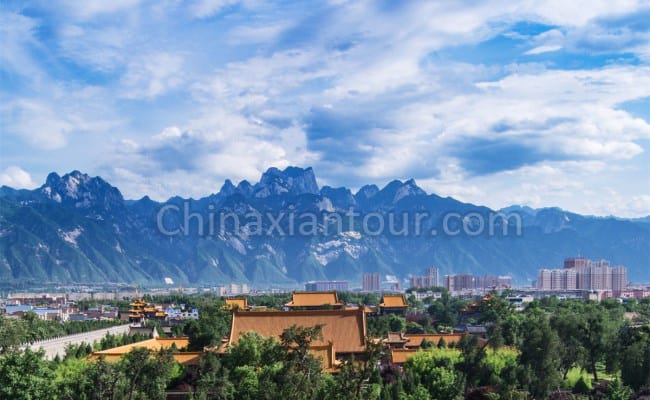Xiyue Temple Under Foot of Mt. Hua, the Little Forbidden City