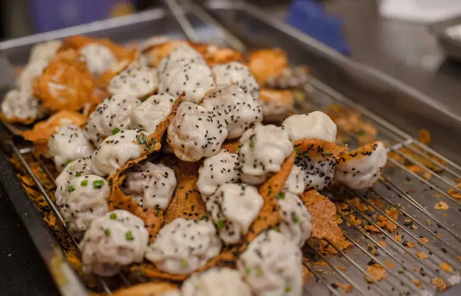 Discover Quanzhou West Street: A Historic & Cultural Gem