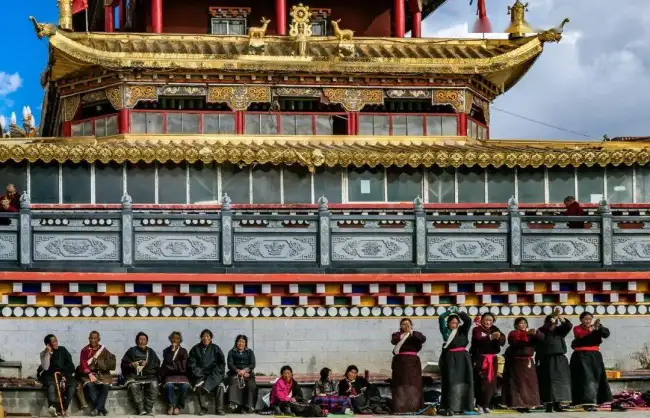 11 Days Tibet Train Tour with Nyingchi (from Chengdu)
