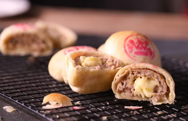 Mid-Autumn Festival Mooncakes: History, Types, and Recipe