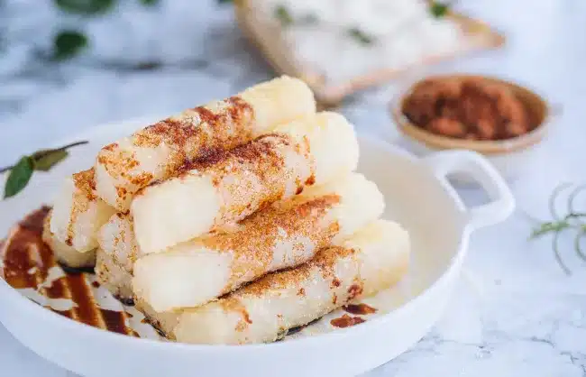 Top 10 Chinese Mid-Autumn Festival Foods & Their Meanings