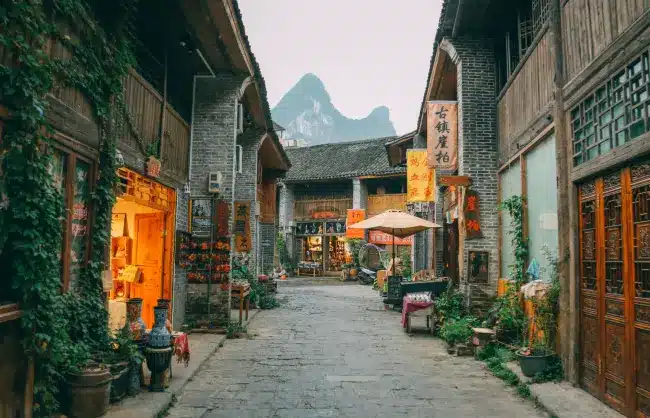 Xingping Ancient Town: Discover a Timeless Riverside Gem